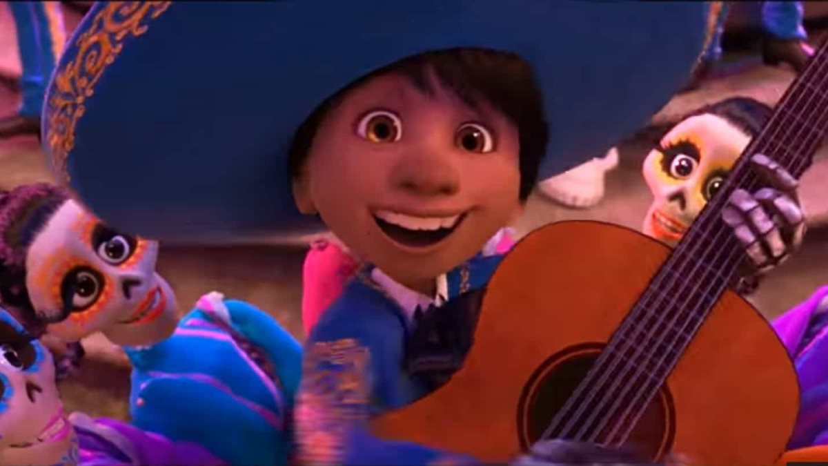 Revelan escena inédita de "Coco" | Luz Noticias
