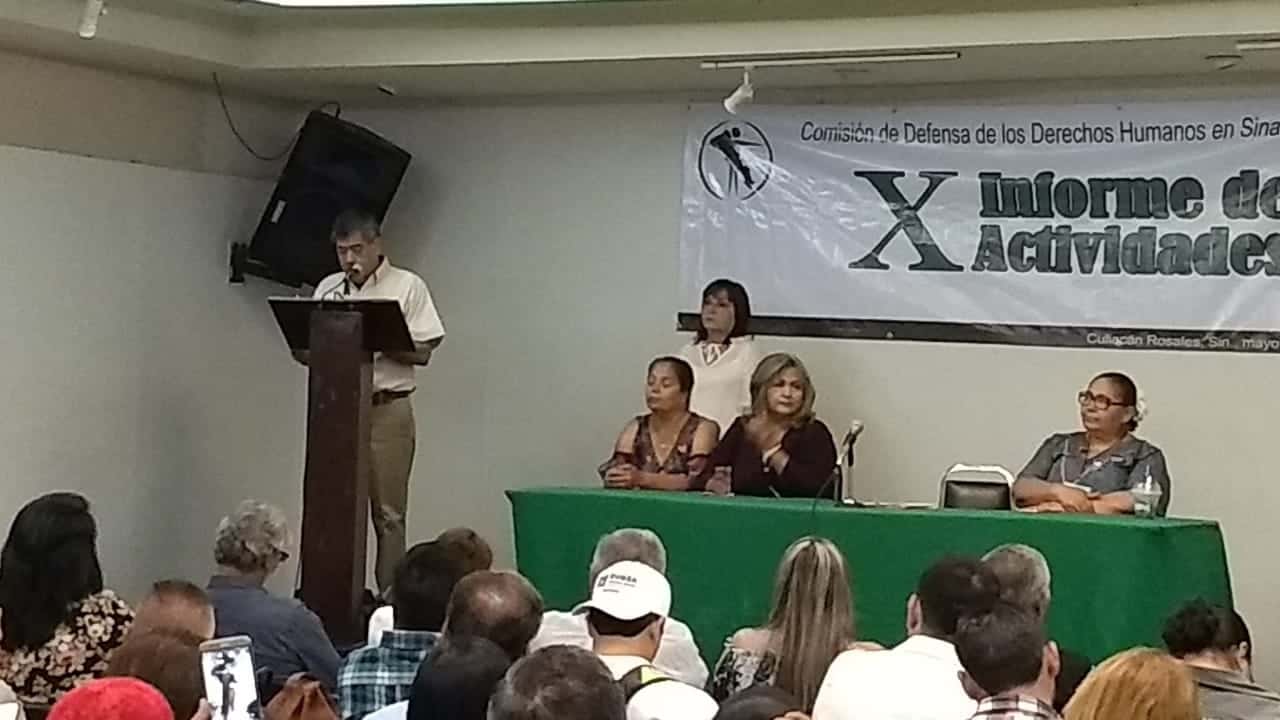 Presenta la CDDHS informe de labores anual