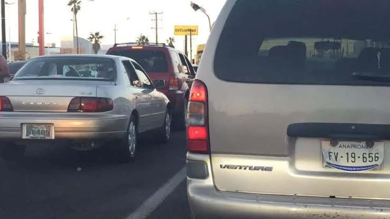 A tránsitos «les brillan los ojitos» cuando miran carros «chocolate ...