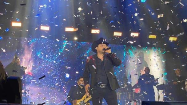 Julión Álvarez presenta su nuevo tema «Regalo de Dios» y rompe las ...